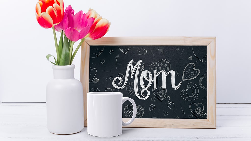 Mug mockups for Mother's Day - Rachel Rofé