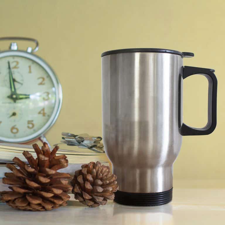 20 unique (and free) travel mug mockups to give your sales a boost ...