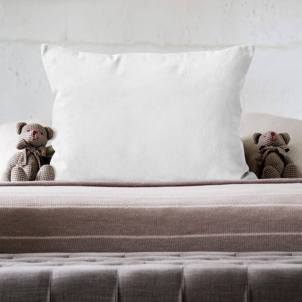 16 Unique (and free) pillowcase mockups to give your sales a boost ...