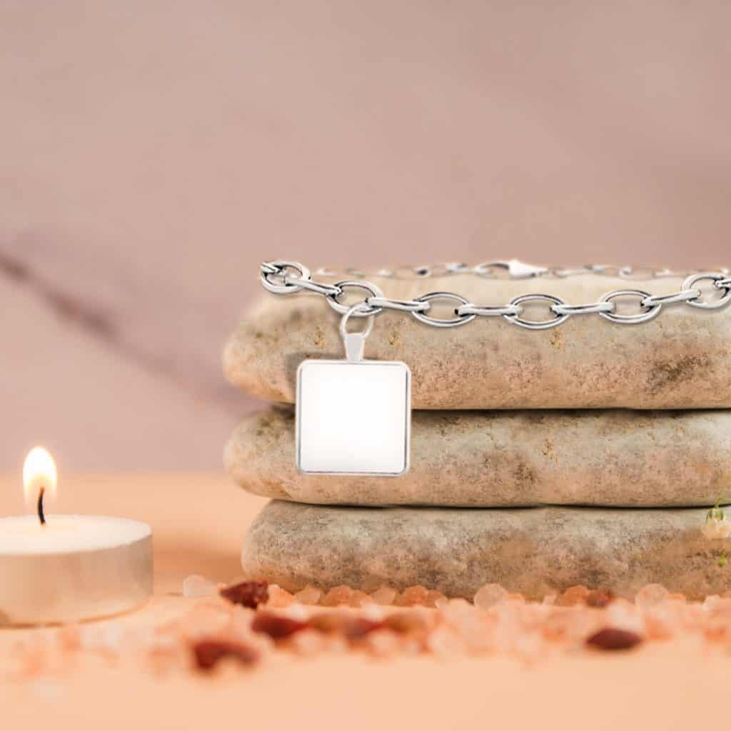 Free necklace and bracelet mockups to give your sales a boost - Rachel Rofé