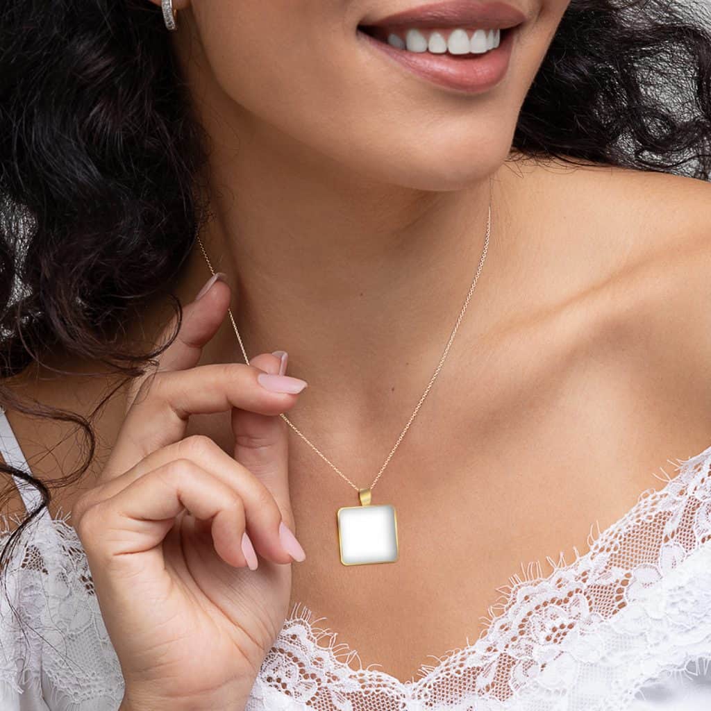 Free necklace and bracelet mockups to give your sales a boost - Rachel Rofé